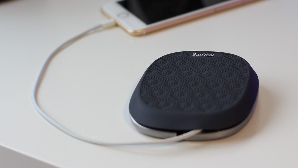 iXpand Base análisis, ¿la mejor forma de hacer copias de seguridad de ...